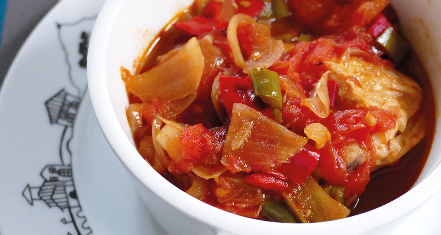 poulet-basquaise-assiette-basque | Assiettes & Compagnie